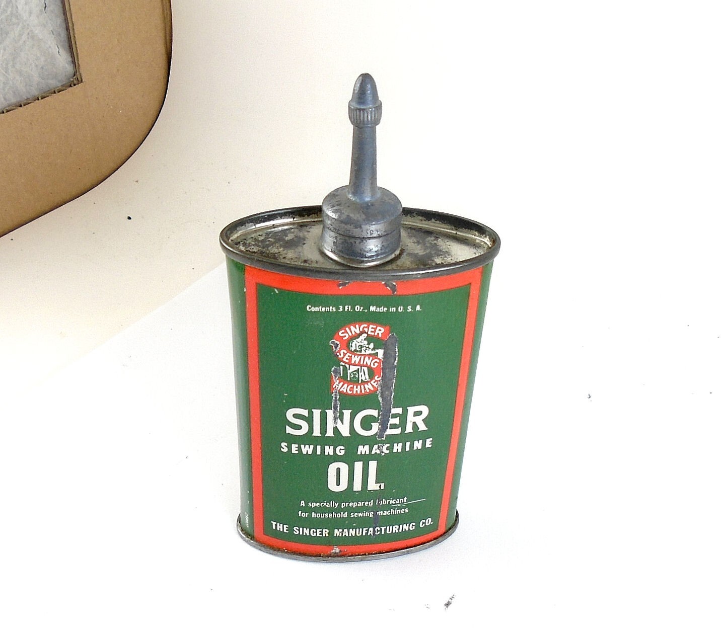 VINTAGE SINGER SEWING MACHINE OIL HANDY OILER TIN CAN LEAD TOP 3 OZ | eBay