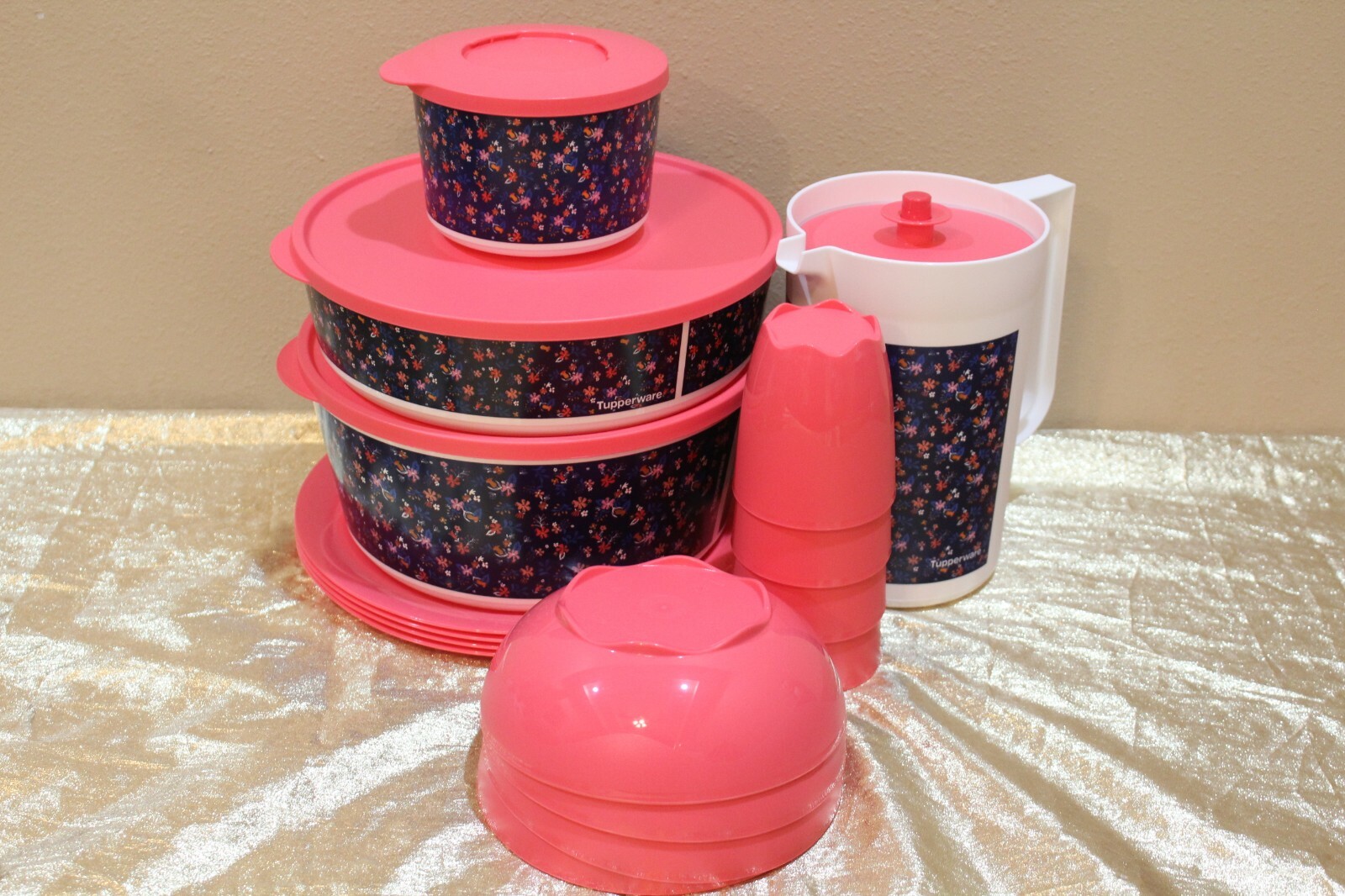 New UNIQUE Tupperware Flower Theme Set with 20 pieces Flamingo Color | eBay