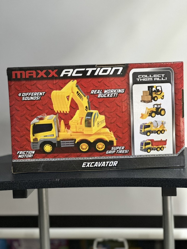 Maxx Action Long Haul Truck & Trailer Excavator Transport with Lights ...