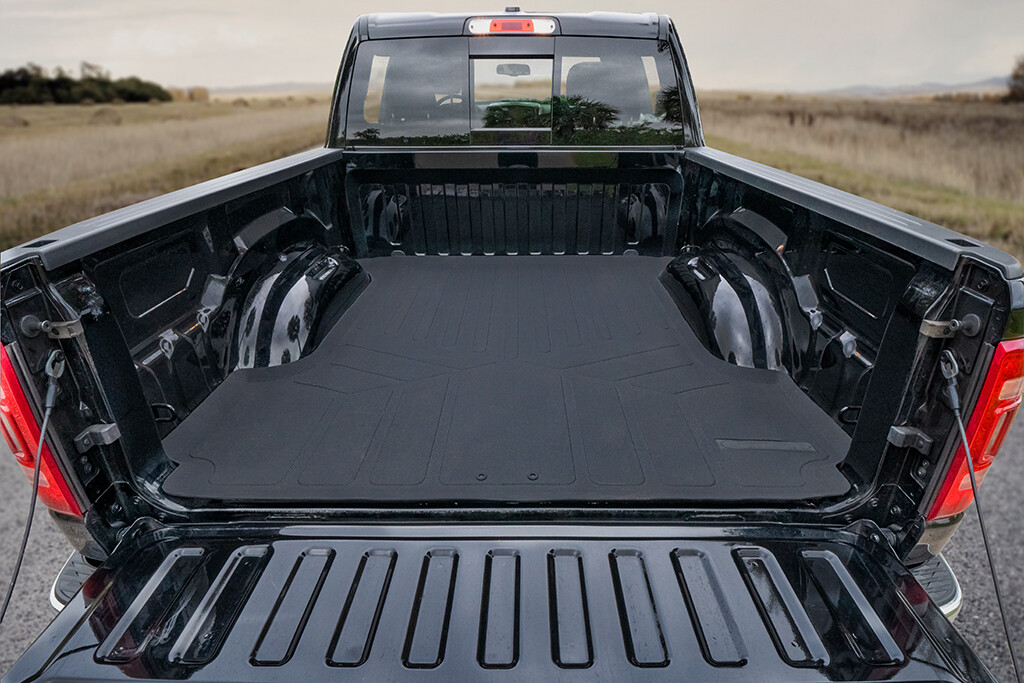 SMARTLINER Custom Fit Truck Bed Floor Liner 2019-2025 Ram 1500 CC 5'7 ...
