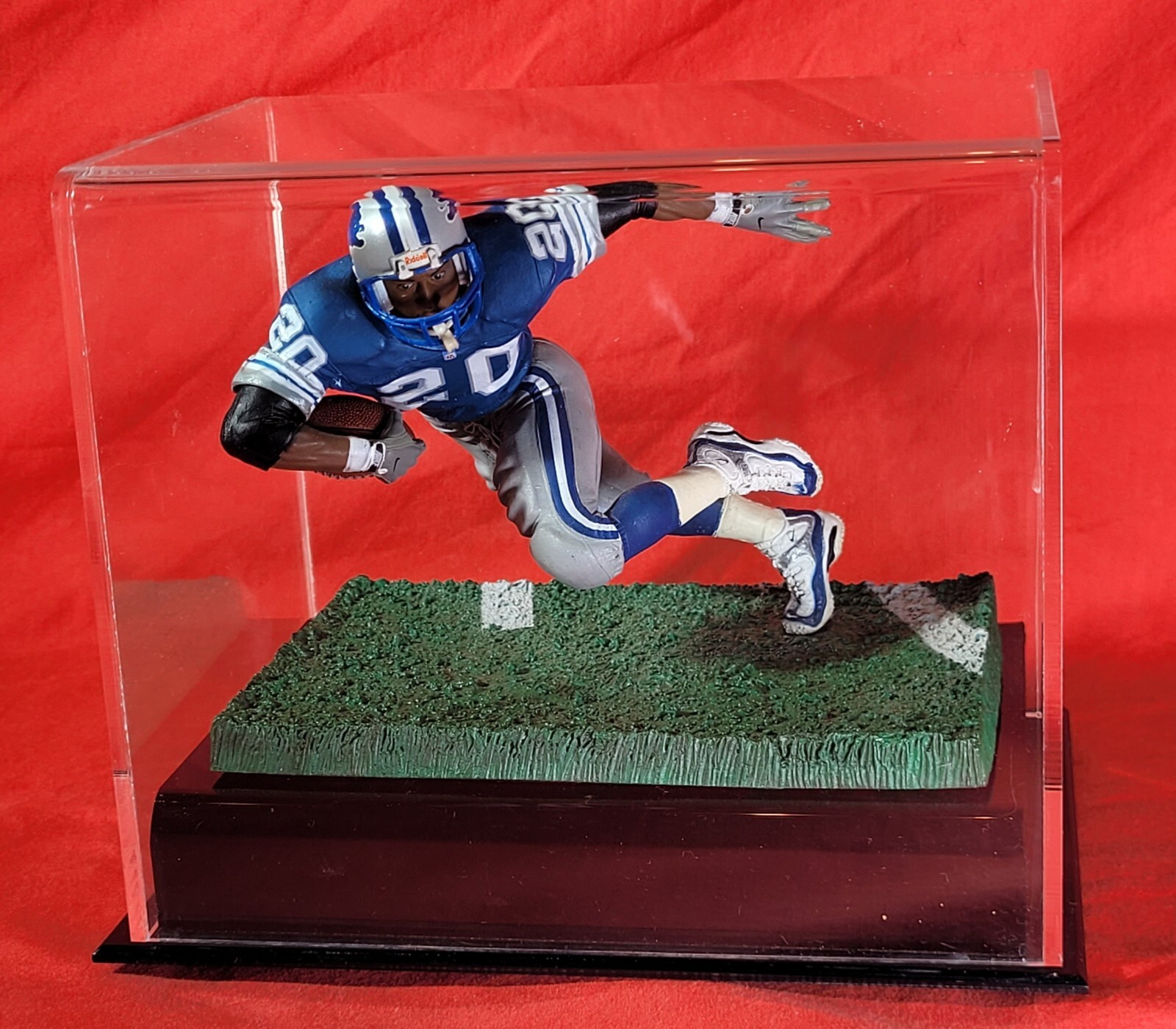 DetGifts313 BARRY SANDERS FIGURE McFarlane Legends Detroit Lions 2005 ...
