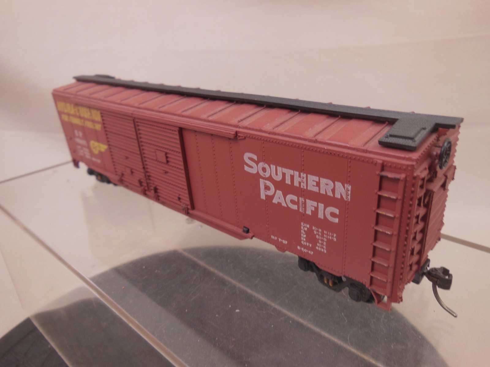 HO SCALE 50' BOX CAR DOUBLE DOOR SOUTHERN PACIFIC 651671 | eBay