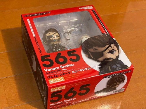 Good Smile Nendoroid 565 Metal Gear Solid V Venom Snake Sneaking suit ...