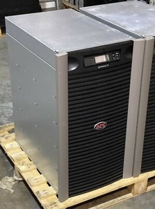 APC Symmetra LX 8kVA UPS - New Batteries - Rack Mount - 90d RTB Warrant ...