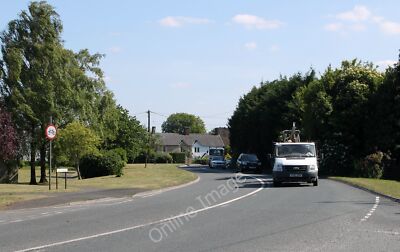 Photo 12x8 2011 : A3102 at Goatacre Heading south to Hilmarton and ...