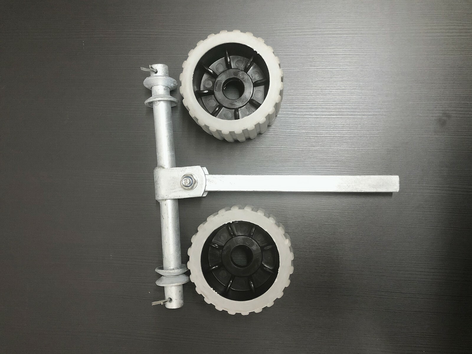 Boat Trailer Gray Wobble Rollers Gal Dual Roller Bracket Support Rack ...