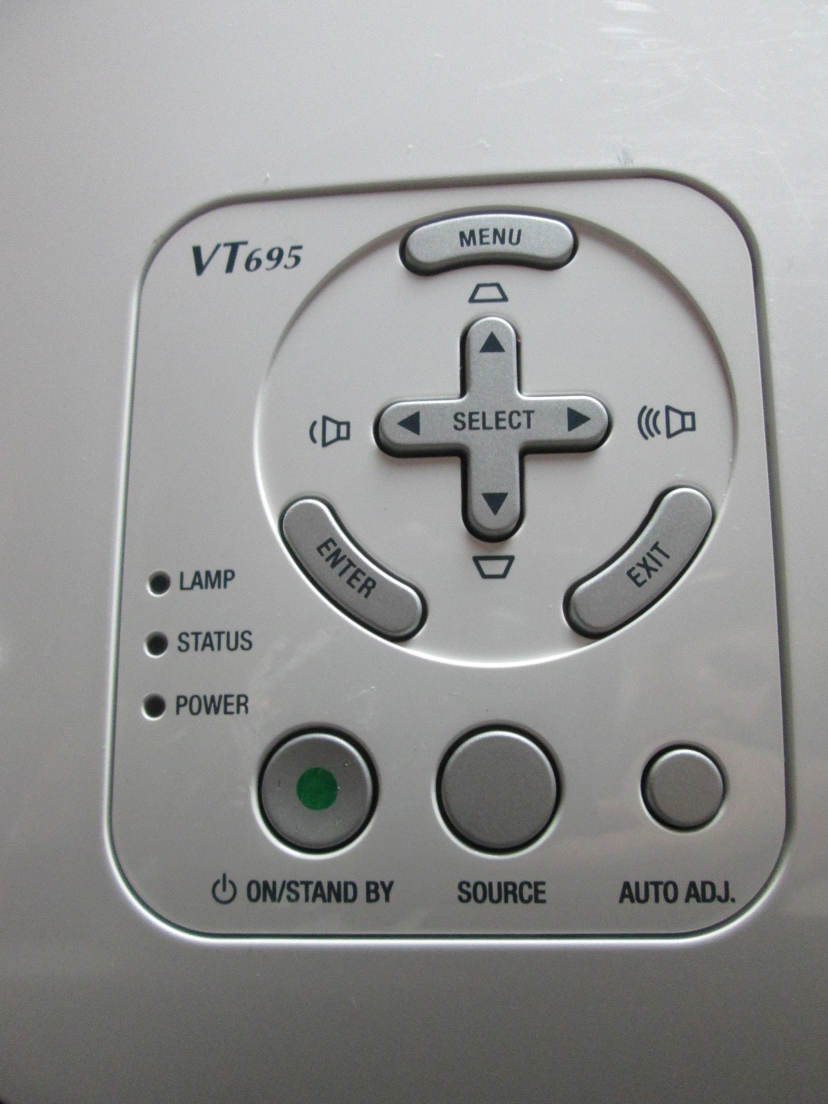 NEC VT695 LCD Projector with Ceiling Mount Home Theater School Office ...