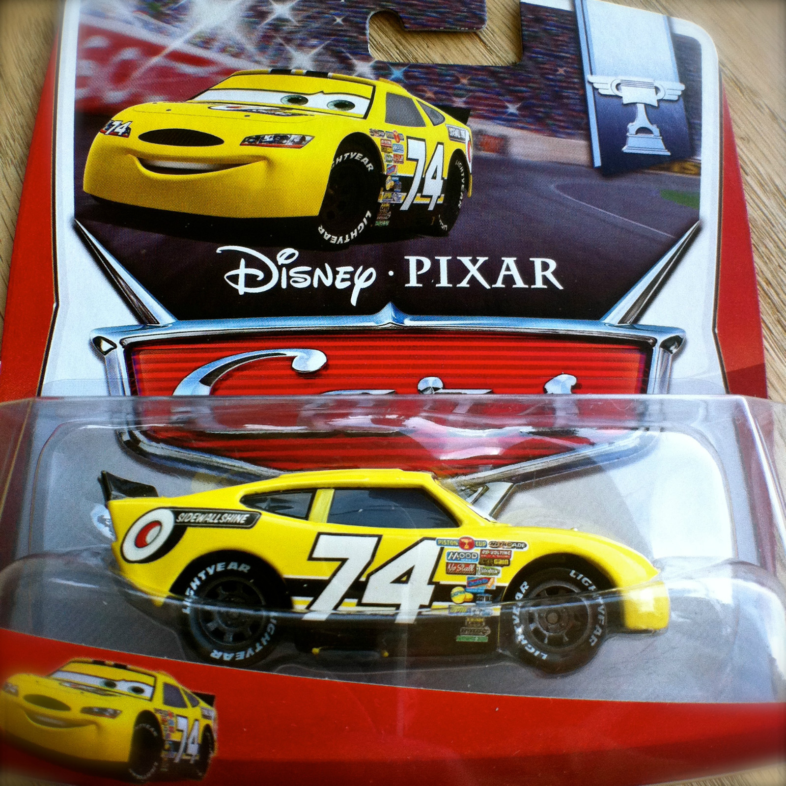 Disney PIXAR Cars SIDEWALL SHINE NO. 74 2014 PISTON CUP diecast 15/16 ...