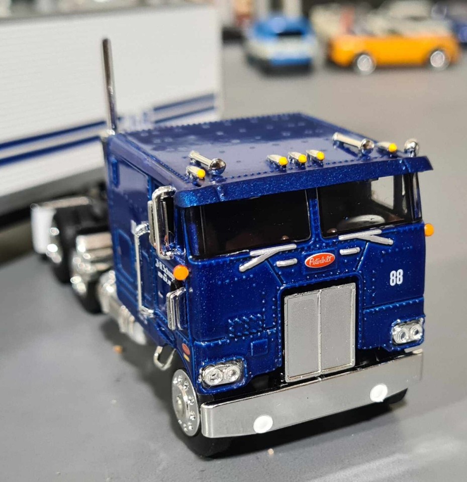 1/64 DCP PETERBILT 352 J&R SCHUGEL TRUCKING & VINTAGE REFRIGERATED ...