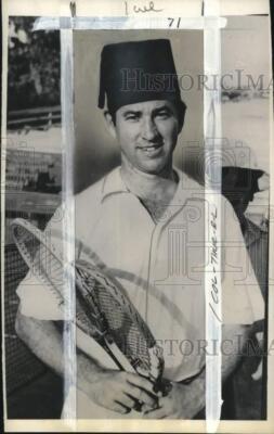 1949 Press Photo Tennis player Bobby Riggs in Cairo, Egypt - pis00390 ...