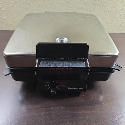 Magic Chef Waffle Maker & Grill Reversible Fast Bake Electric 1200W ...