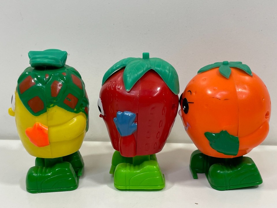 Lot of 3 Vintage 90s Wind Up Toy Fruits Pineapple Strawberry Orange ...