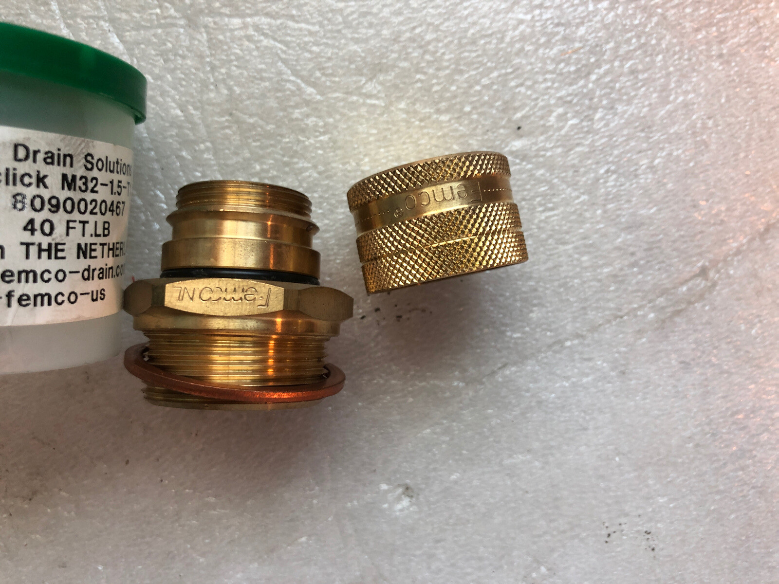 Femco 8090020467 Click Drain Plug M32-1.5-T12, No-Spill Speed Click | eBay