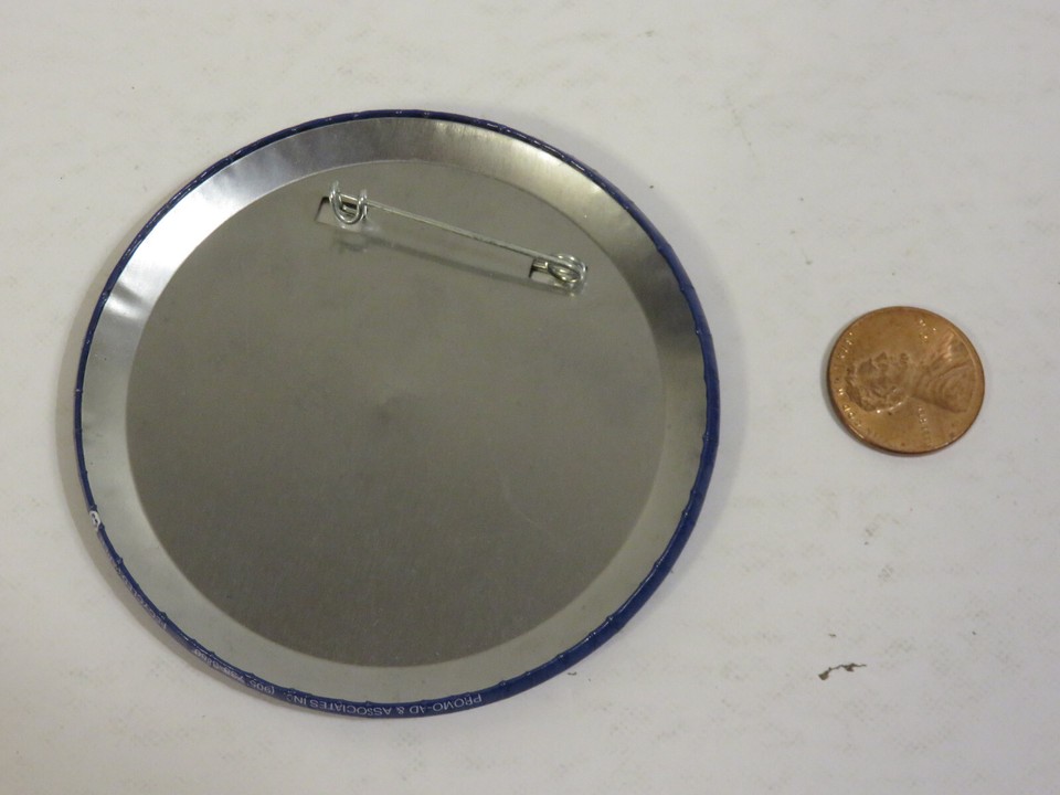 BLOCKBUSTER VIDEO SHAKE WHAT YOUR MAMA GAVE YA! VINTAGE PIN BUTTON LOT ...