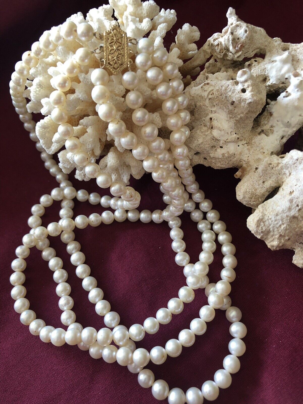 14K Gold 3 Strand Pearl Necklace 🌺 - Gem 14K Gold 3 Strand Pearl Necklace 🌺 - Gem