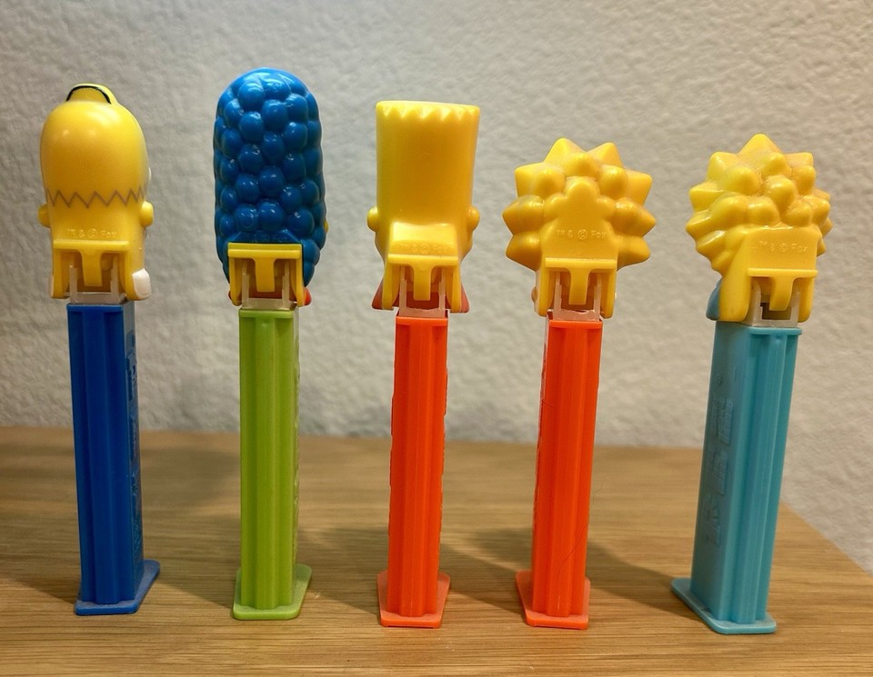The Simpsons Pez Dispenser Set Homer Marge Bart Lisa Maggie Cartoon ...
