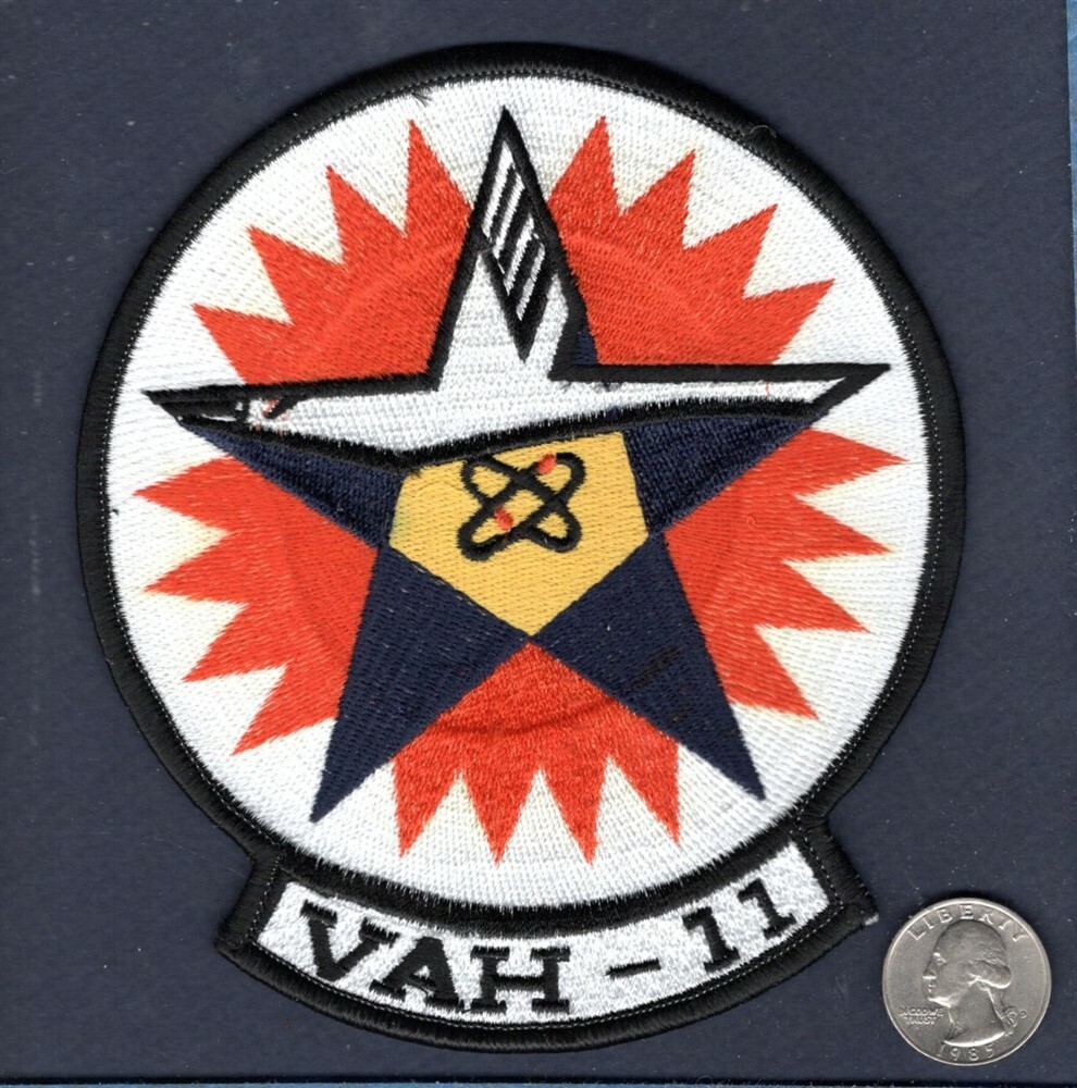 VAH-11 CHECKERTAILS US NAVY NAA A-3 Skywarrior A-5 Vigilante Squadron 5 ...