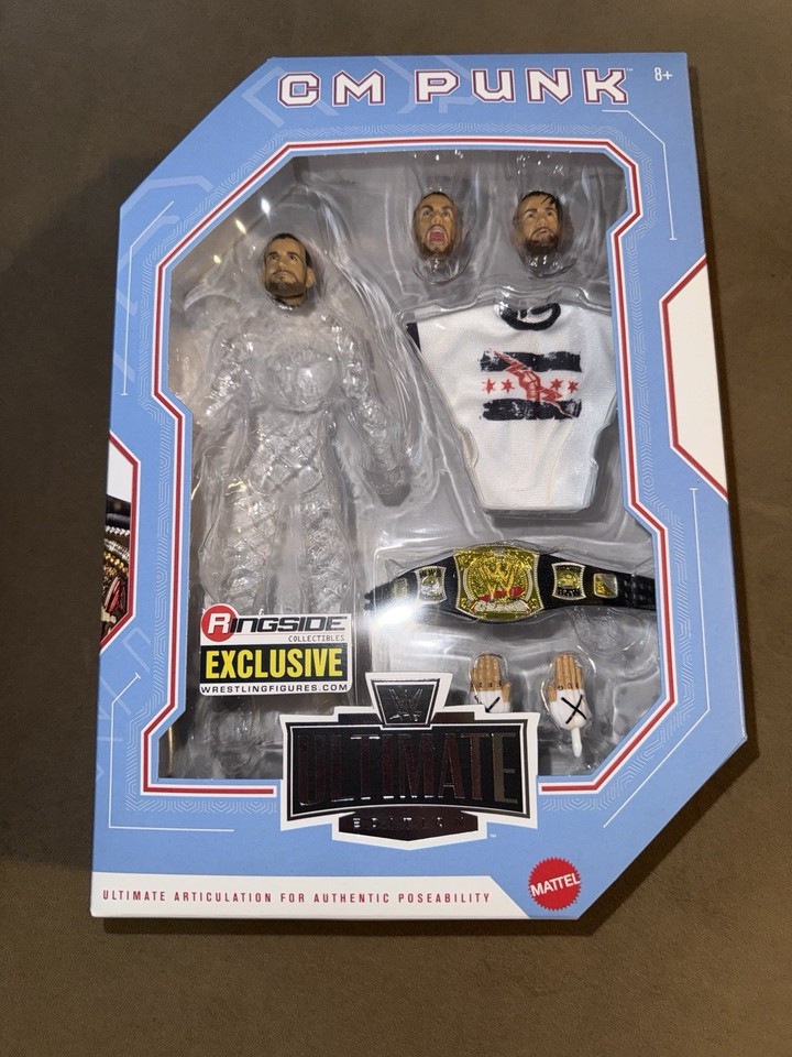 CM Punk (MITB 2011) WWE Ultimate Edition Ringside Exclusive ...