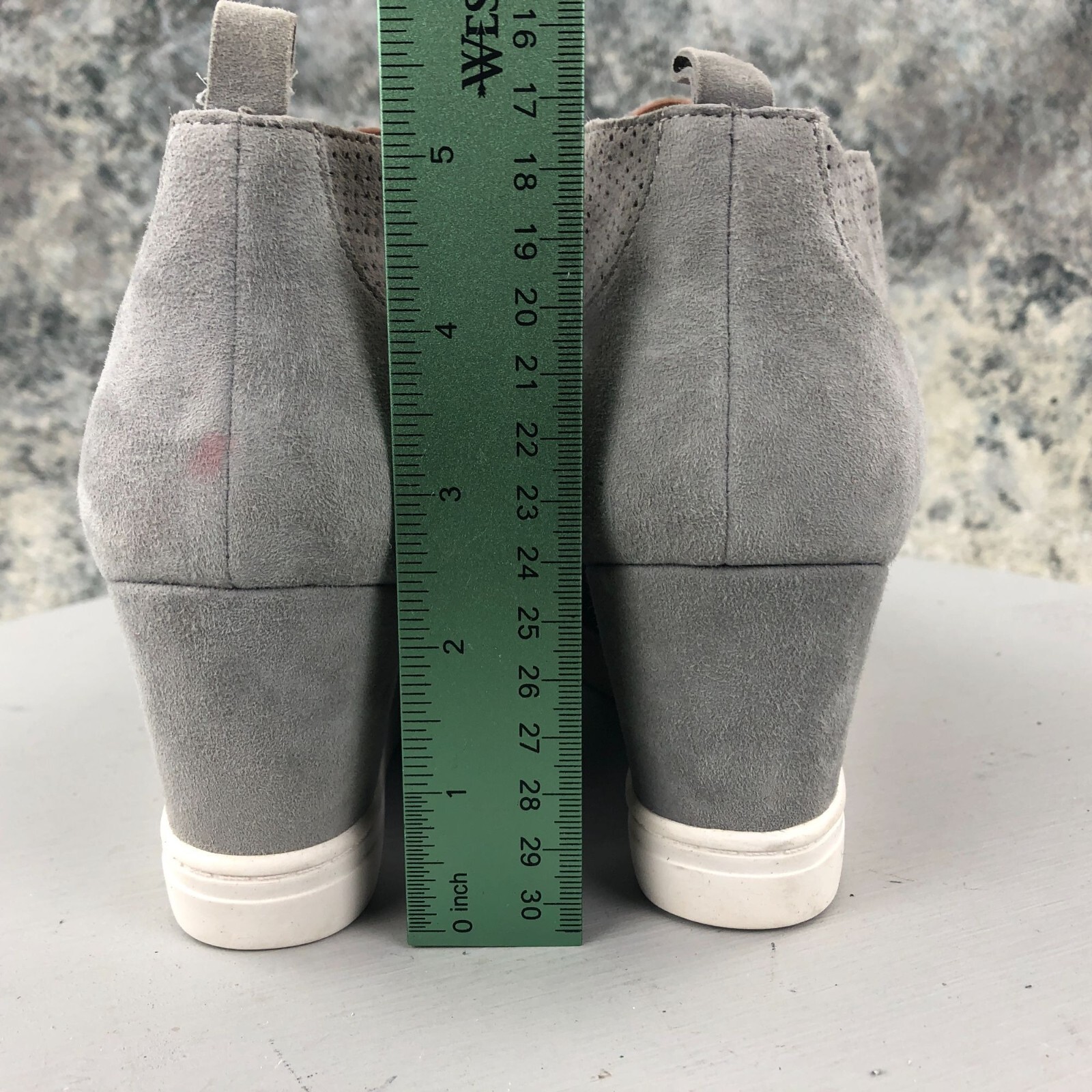 Linea Paolo Women's 7.5M Felicia Grey Suede Perforate… - Gem