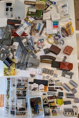 N Gauge Big Job Lot Model Train Accessories Peco Figures Building ...