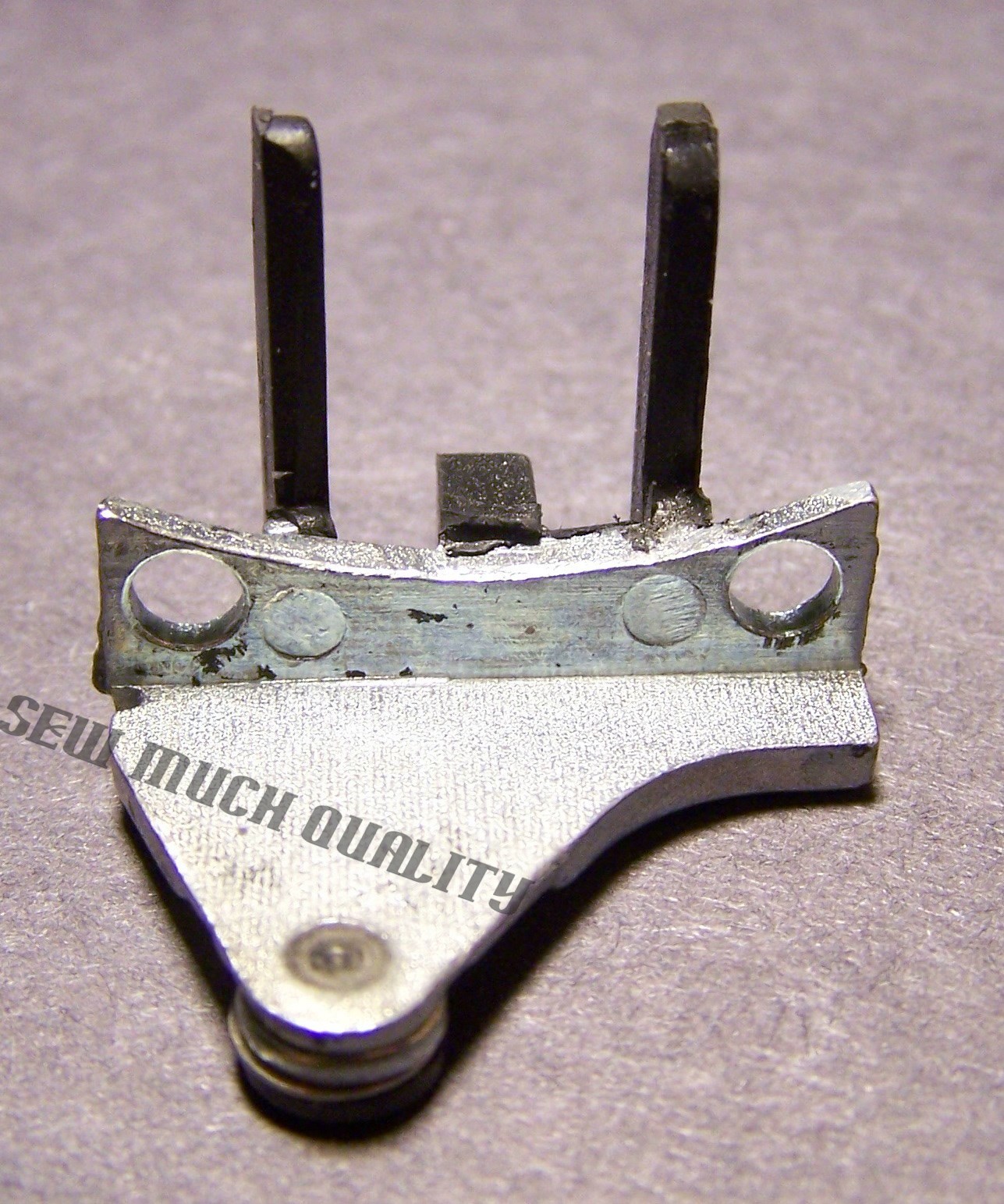 FEED DOG # 382405 Adjustable Rubberized Singer Futura's 900 900-3 920 ...