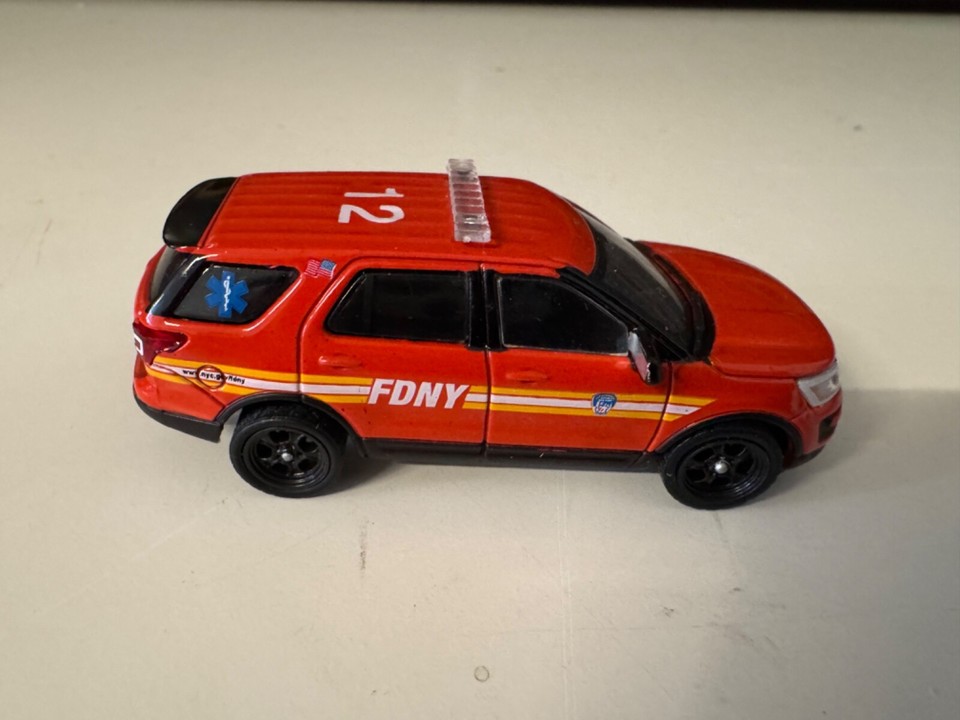 Code 3 Greenlight FDNY Rescue Fire Mack Seagrave Parts Kitbash Lot 1:64 ...
