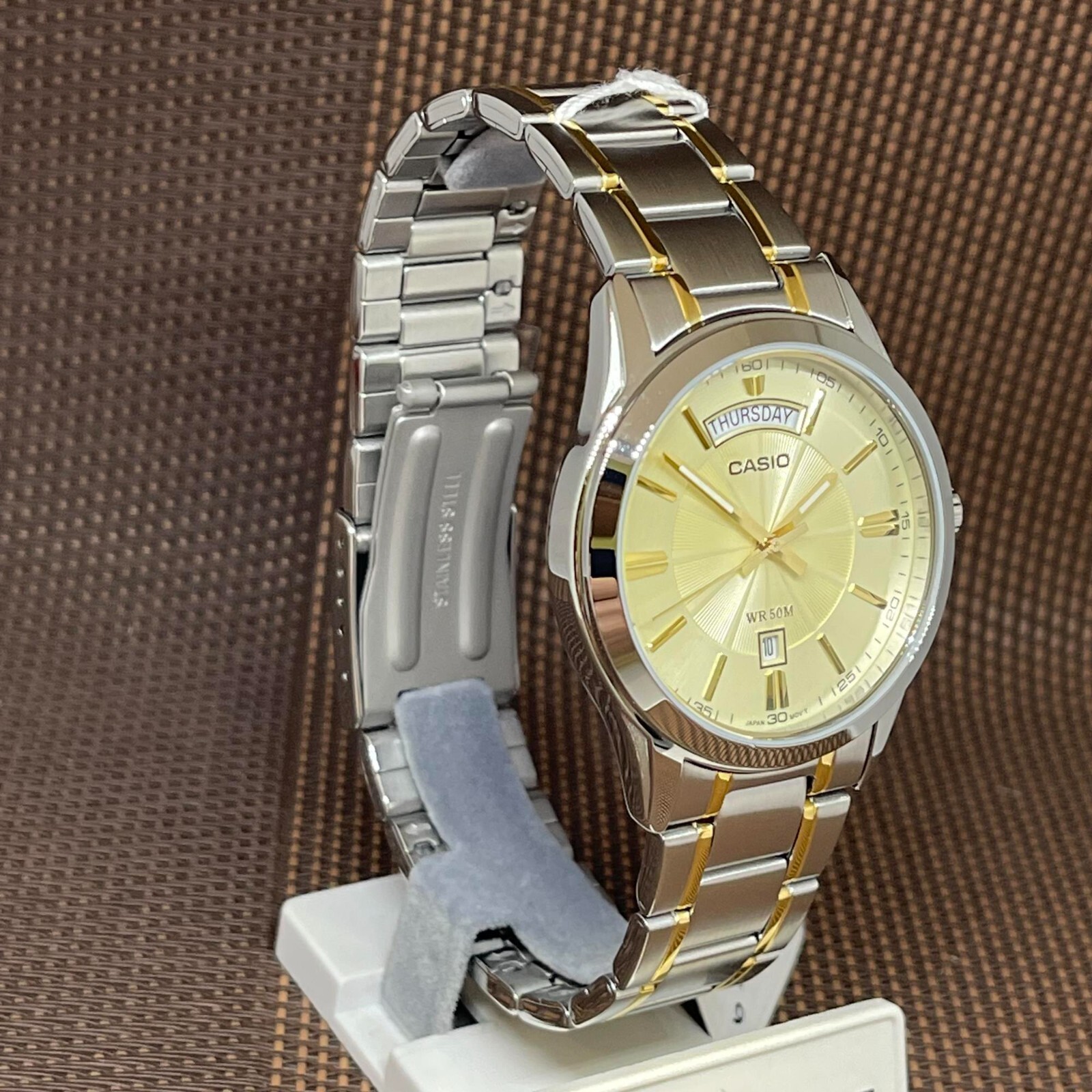 Casio MTP-1381G-9A Champagne Analog Two-Tone Gold Stainless Steel Men's ...