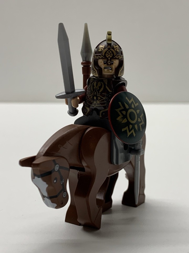 LEGO King Theoden Minifigure 9474 Helm's Deep Lord of the Rings BRAND ...