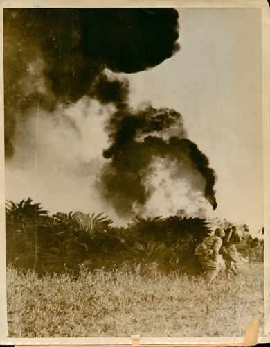 May 1945 WWII AP Wire Service USMC OKINAWA 7x9 Photo 1st Marines Flame ...