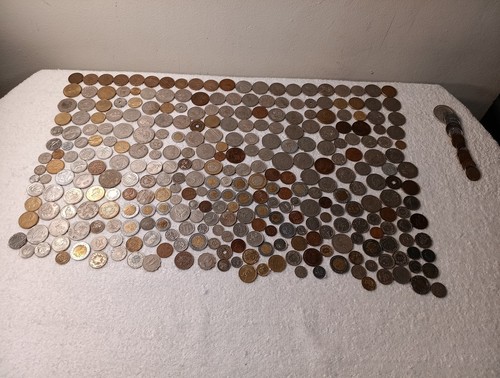Huge Bulk Mixed Lot of 300 Assorted Foreign Coins From Around the World ...