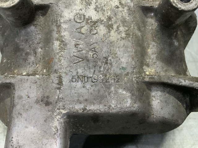 VW Tiguan 5n Audi Q3 8u 2.0 TSI Right Driver Side Top Engine Mount ...