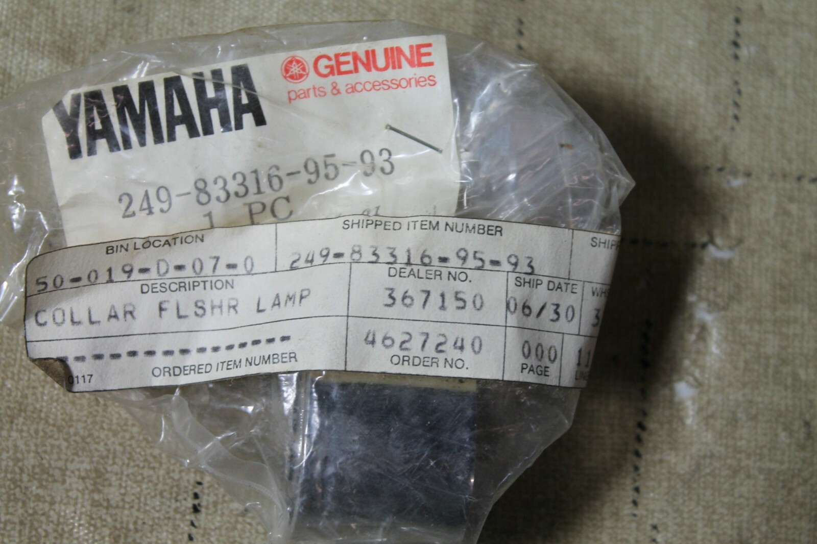 Genuine NOS Yamaha Flasher Collar 249-83316-95-93 | eBay