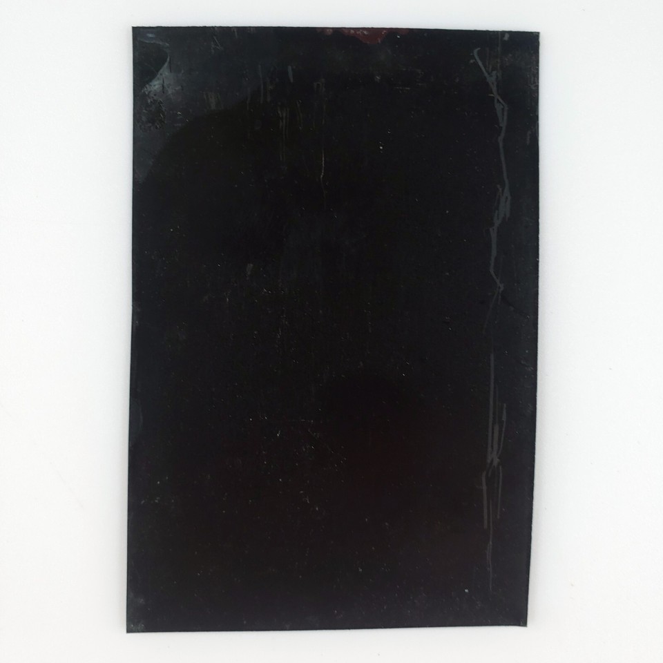 Young Lady Table Cloth Tintype c1870 Antique Woman Chair 1/6 Plate ...