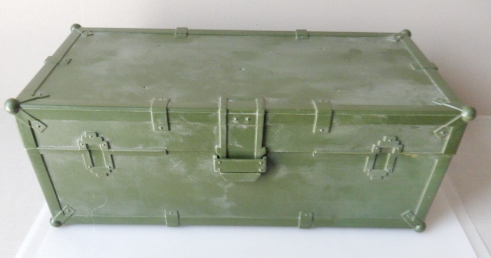 Vtg 2001 GI JOE Footlocker with Sniper Gear; Joe + Gear are Factory ...