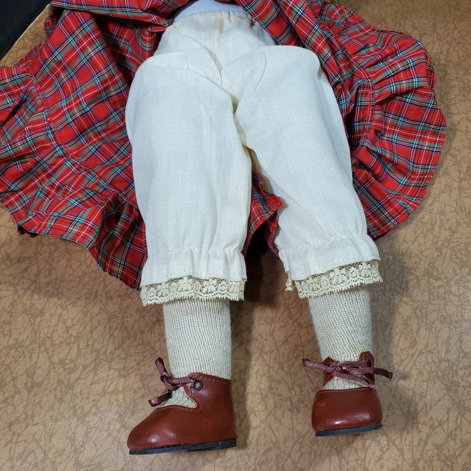 1984 Collectible SCHMID WINTER GIRL Artist Doll 18 inch MUSICAL BOX ...