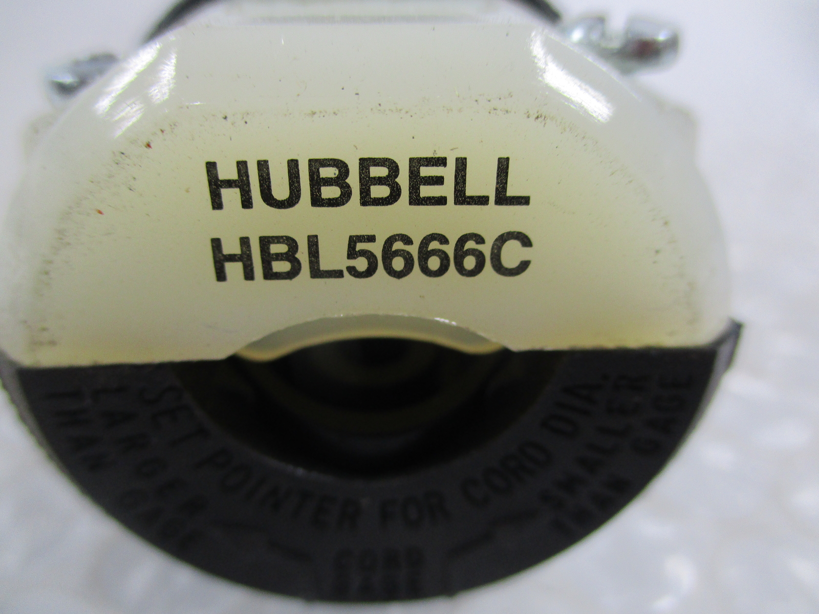 HUBBELL HBL5666C PLUG NSNP | eBay
