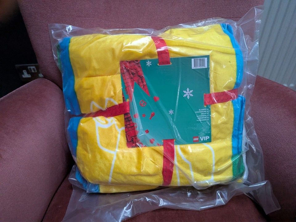 LEGO 5007622 Fleece Blanket Christmas Winter Blanket VIP 2022 Gift New ...