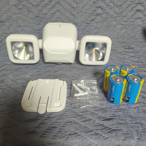 Mr Beams MB3100 600 Lumen Security Dual Motion Sensor Light WHITE ...