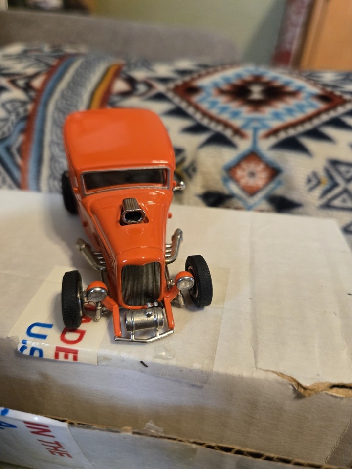 Design Studio Rod & Custom Series Orange FORD High BOY SEDAN DS-133 | eBay