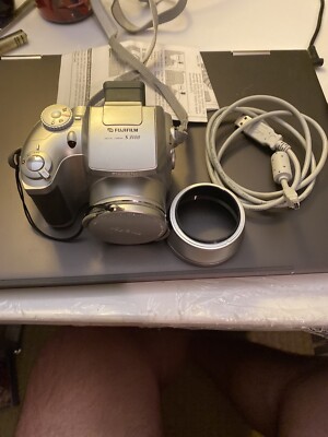 Fujifilm Finepix S3100 Digital Camera 4.0 Mega Pixels 6X Optical Zoom ...