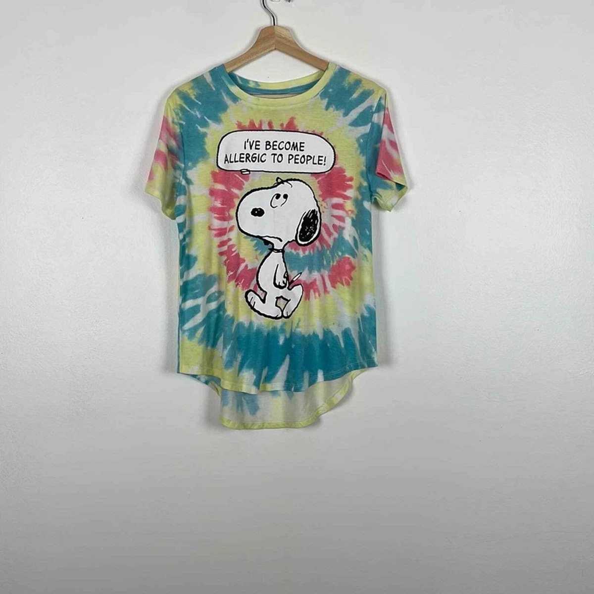 Snoopy Getting Ready For Bed