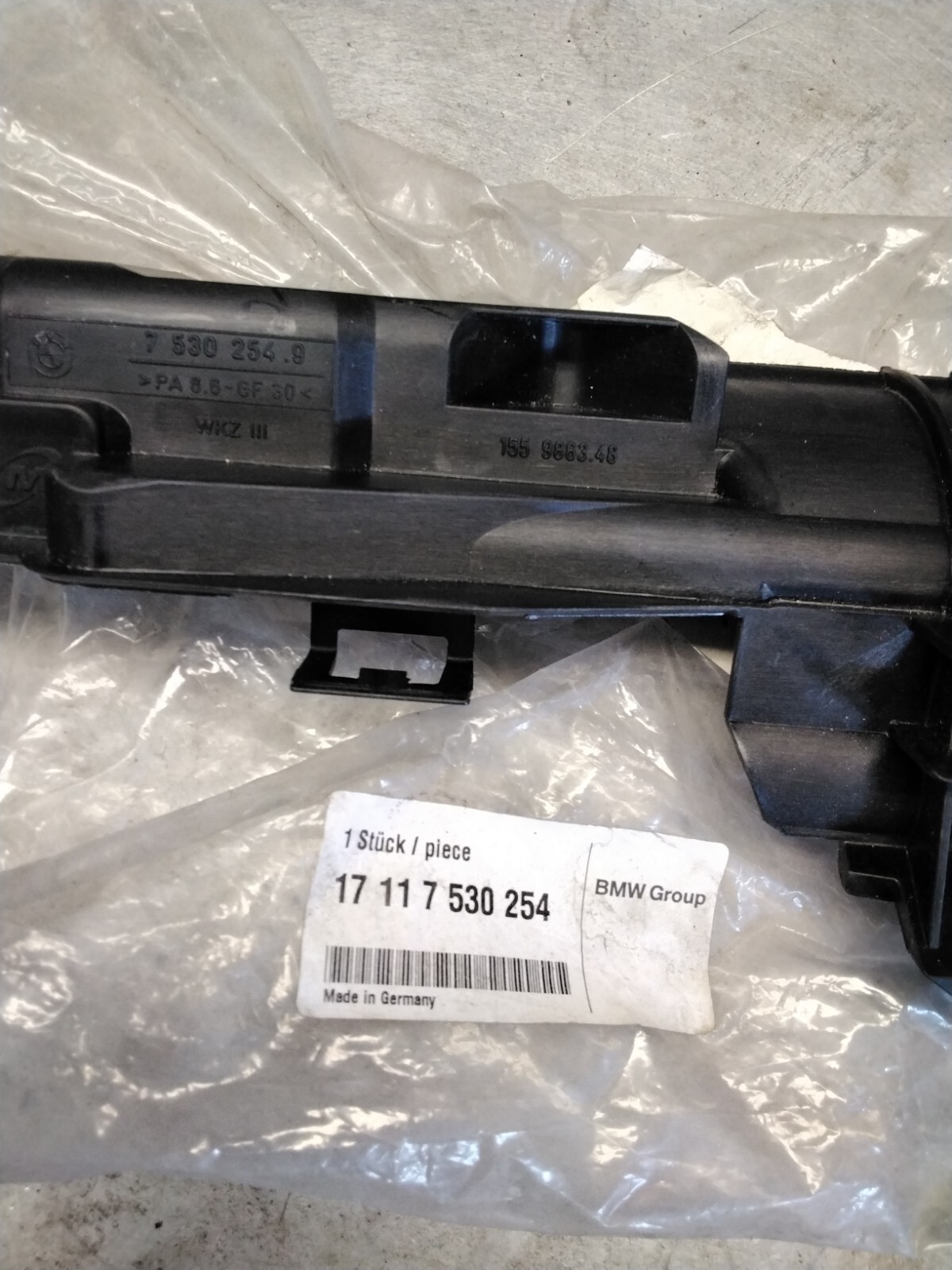 17117530254 99-06 BMW E46 3 Series Right Front Radiator Support Bracket ...