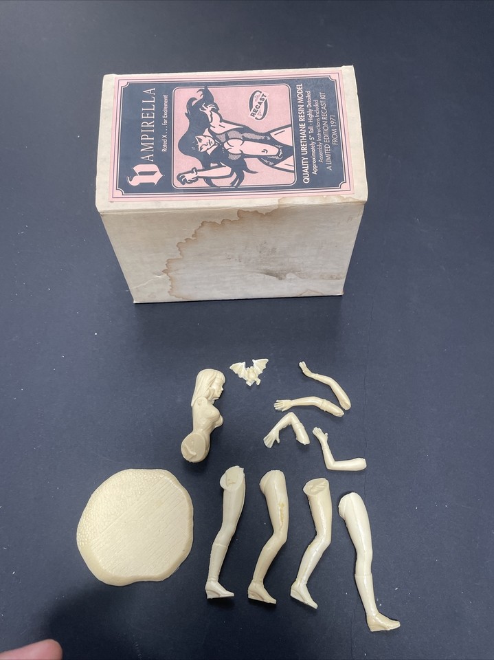 Vampirella Quality Urethane Resin Model Kit A Limited Edition Recast ...