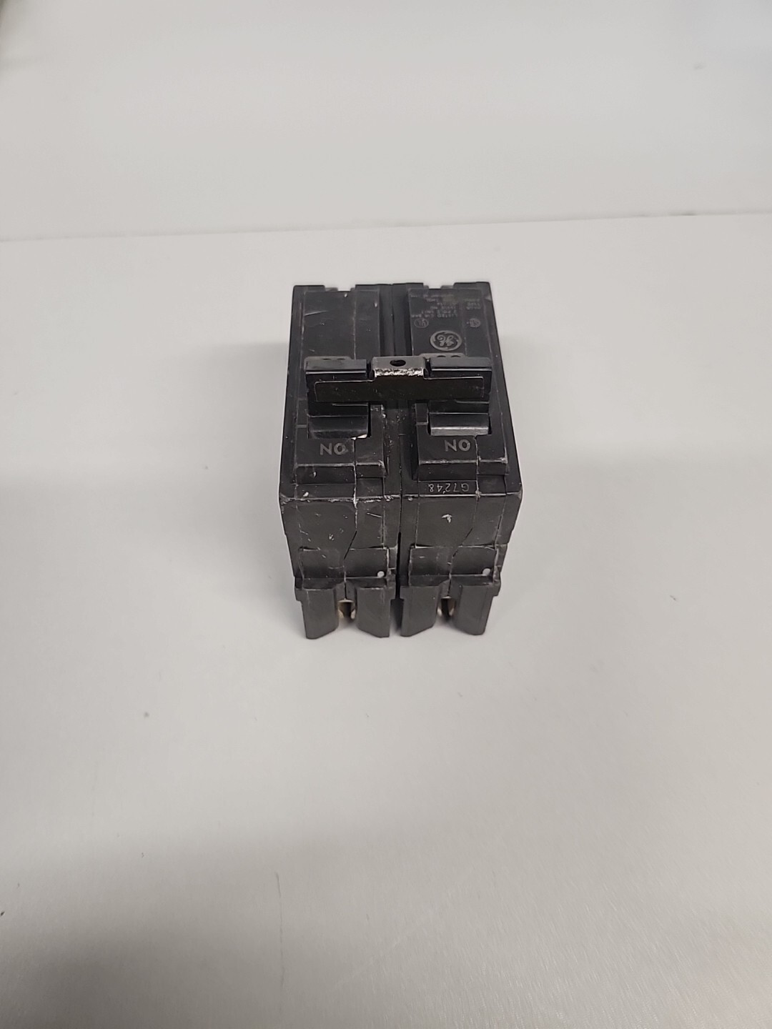 THQL2130 General Electric 30 amp 2 pole 120/240 volt THQL circuit ...