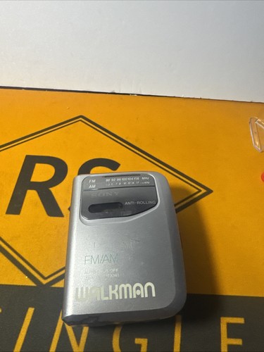 Vintage 90s Sony AM/FM, Tape, Walkman | eBay