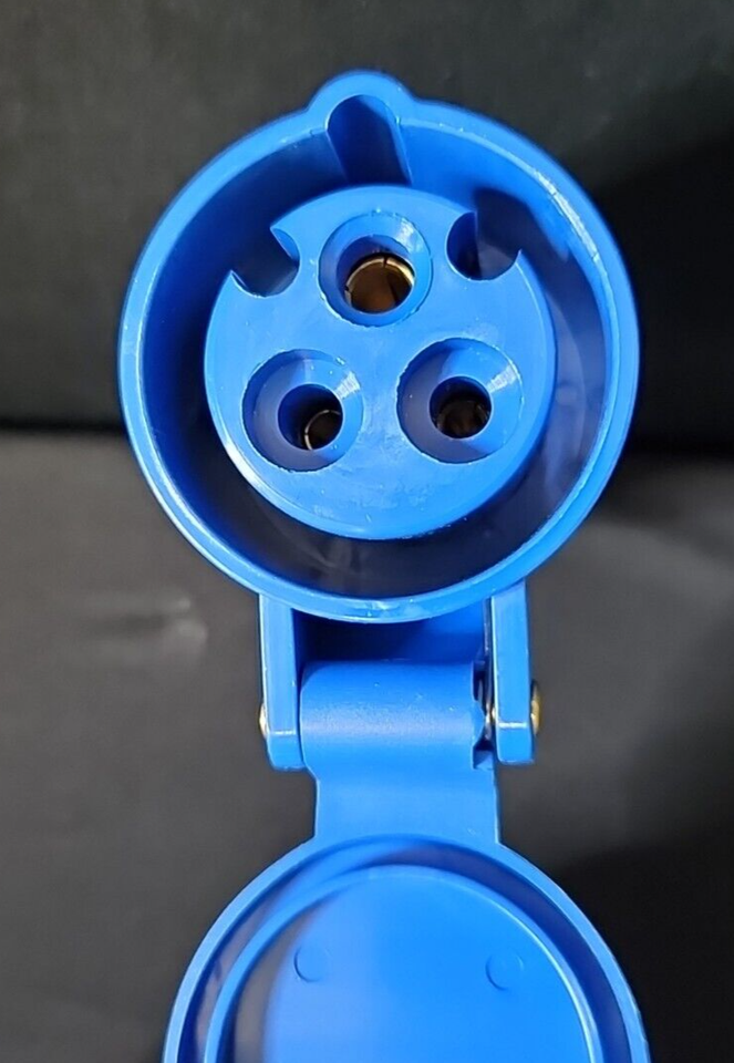 CEE 16A-6h/220-250V Type 213 Weatherproof Coupler Plug (Female) Lot of ...