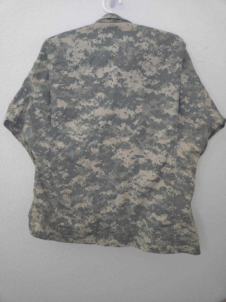 US Army Combat Uniform ACU Top Digital Camo Medium Regular Combat Worn ...
