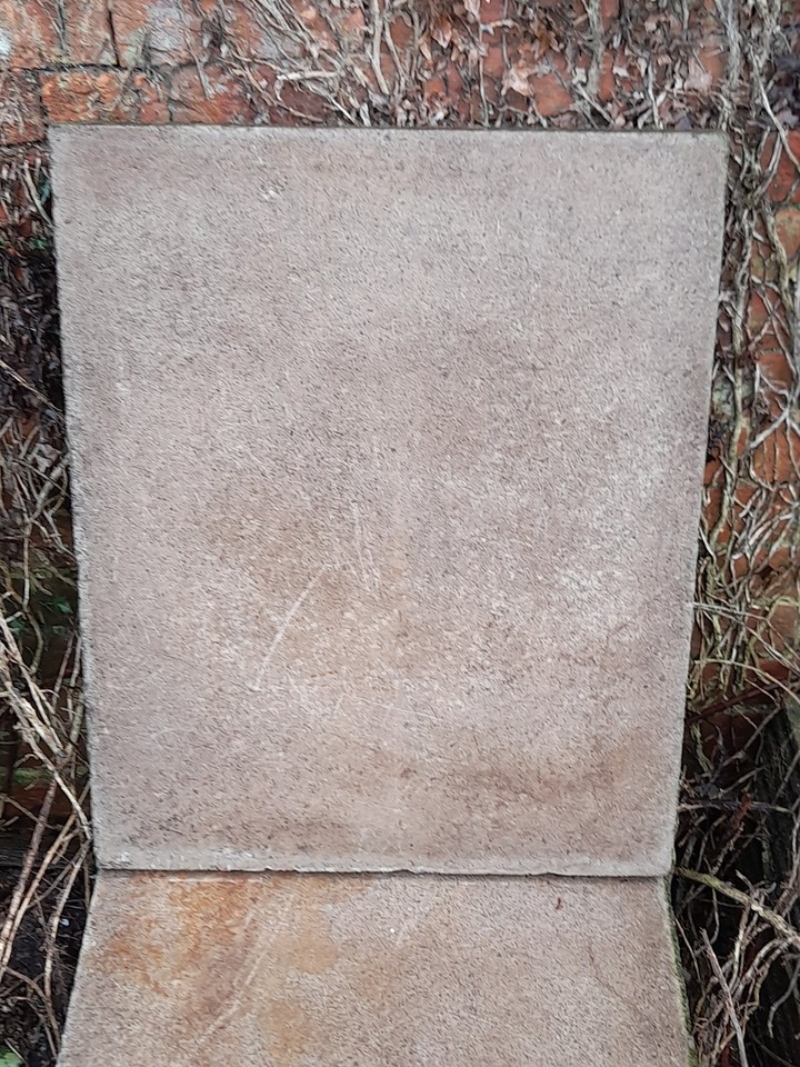 Council heavy duty paving slabs 750mm x 600m & 900mm x 600mm. Used ...