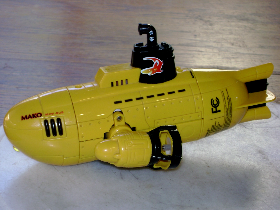 RADIO SHACK R/C MINI SUBMARINE MAKO MINI-SUB 60-4354 REMOTE CONTROL ...