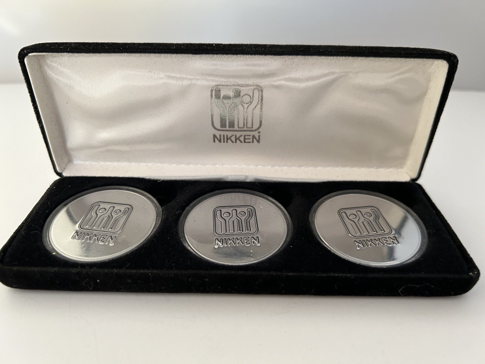 (3X) NIKKEN SUPER MINI EQL-FIR 1600G MAGNET #1451 - Displayed in Black ...